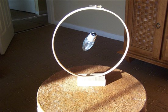 THE FLOATING LIGHT BULB | Popular Woodworking