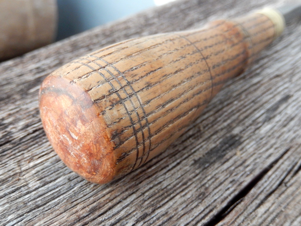 Restoring a Beaten Up Chisel Handle | Popular Woodworking