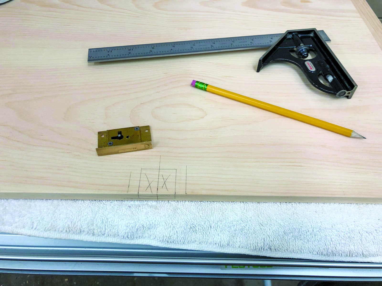 Authentic Sloyd Tool Cabinet | Popular Woodworking