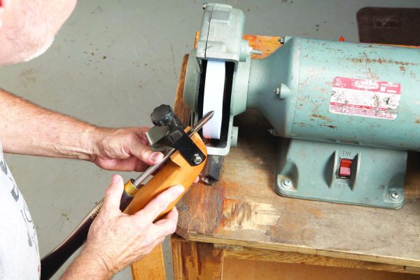 The Detail/Spindle Gouge | Popular Woodworking