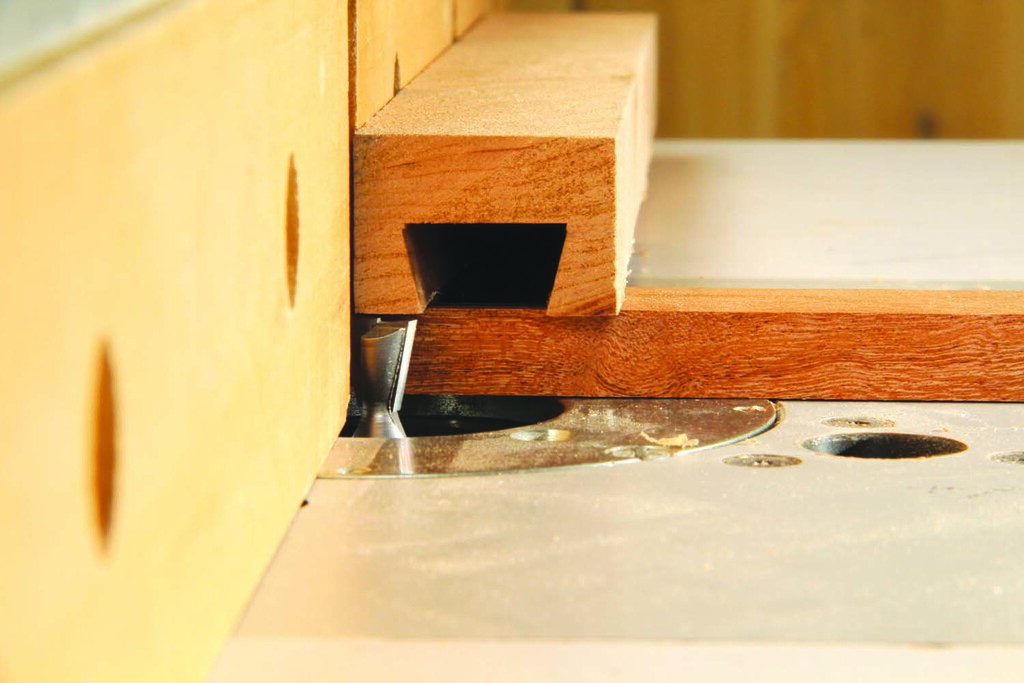 How to make a Sliding Dovetail | Popular Woodworking