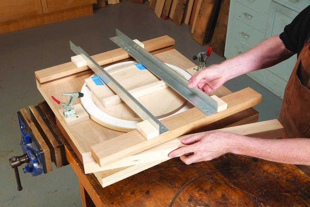 Radial Router Jig | Popular Woodworking