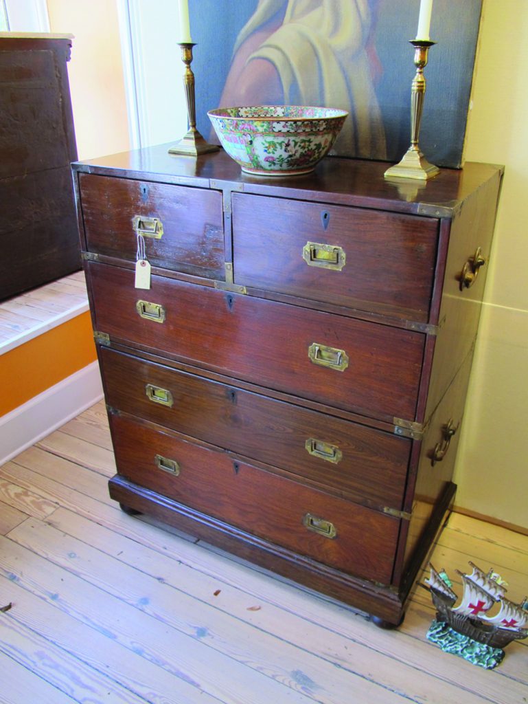 Campaign Furniture | Popular Woodworking