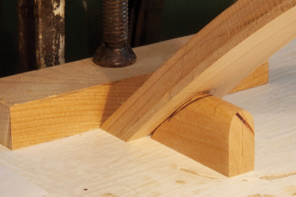 Bow Shelves | Popular Woodworking