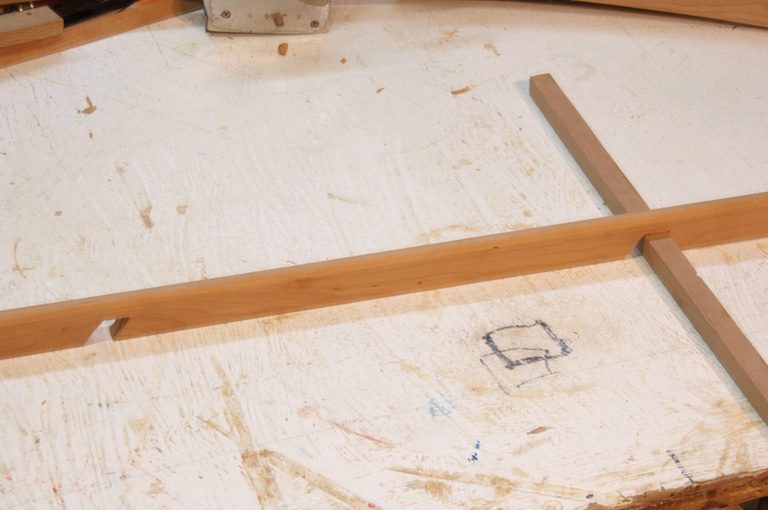 Bow Shelves | Popular Woodworking