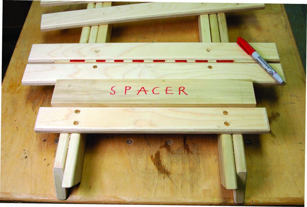 Portuguese Folding Table | Popular Woodworking