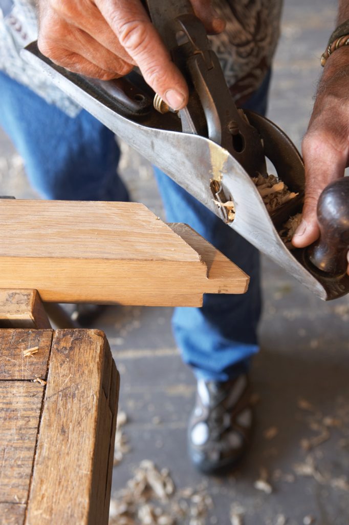 The Barnsley Hay Rake Table | Popular Woodworking