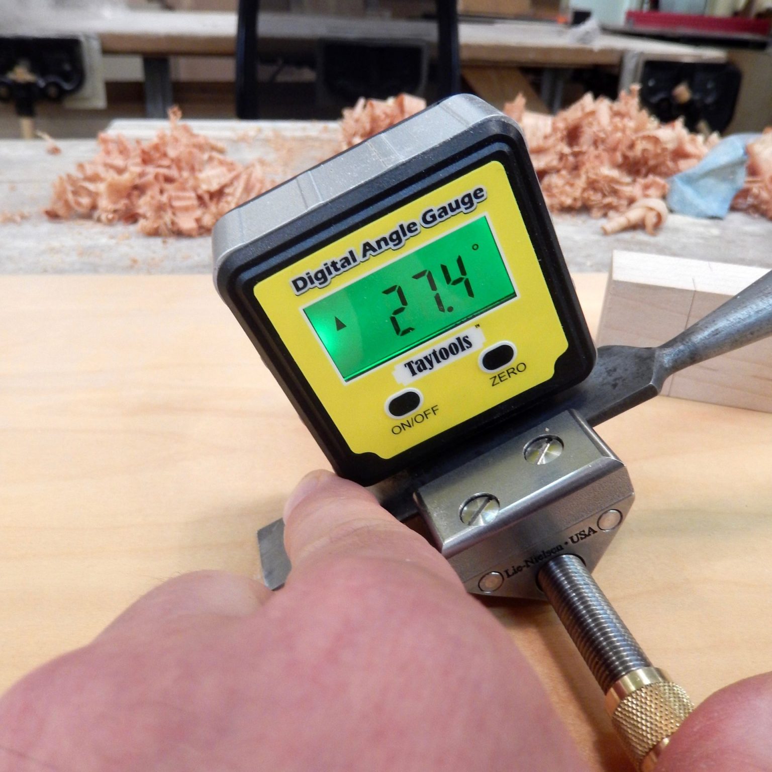 Make a Honing Guide Angle Setting Jig | Popular Woodworking
