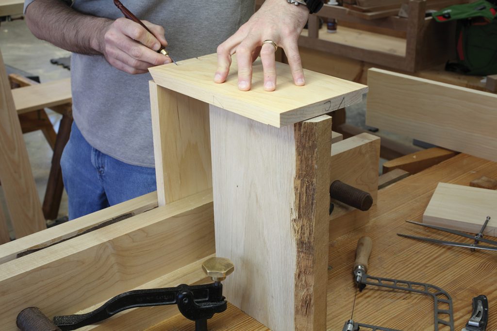 Monticello’s Stacking Bookcases | Popular Woodworking