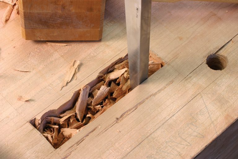 The Roubo Workbench | Popular Woodworking