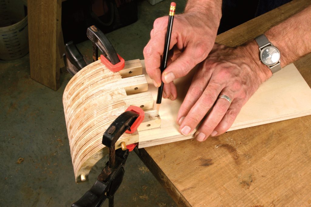 Ribbon Table | Popular Woodworking