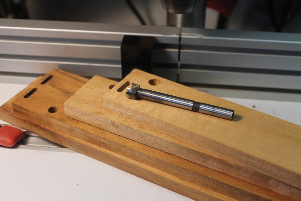 A Stylish Folding Wall-Mounted Valet | Popular Woodworking