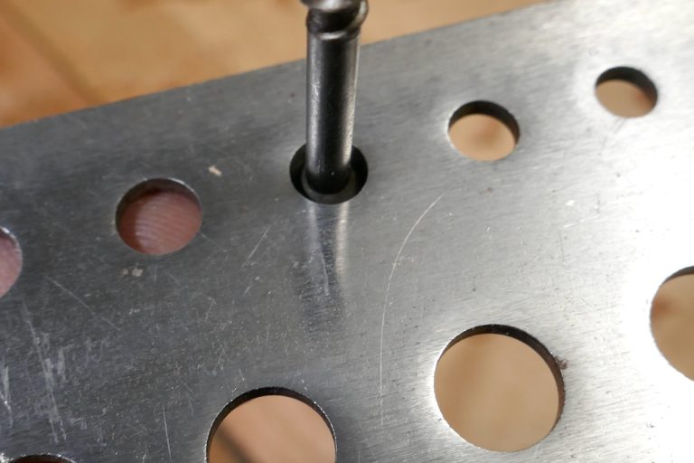 How To Fix Cupped Boards with a Batten | Popular Woodworking