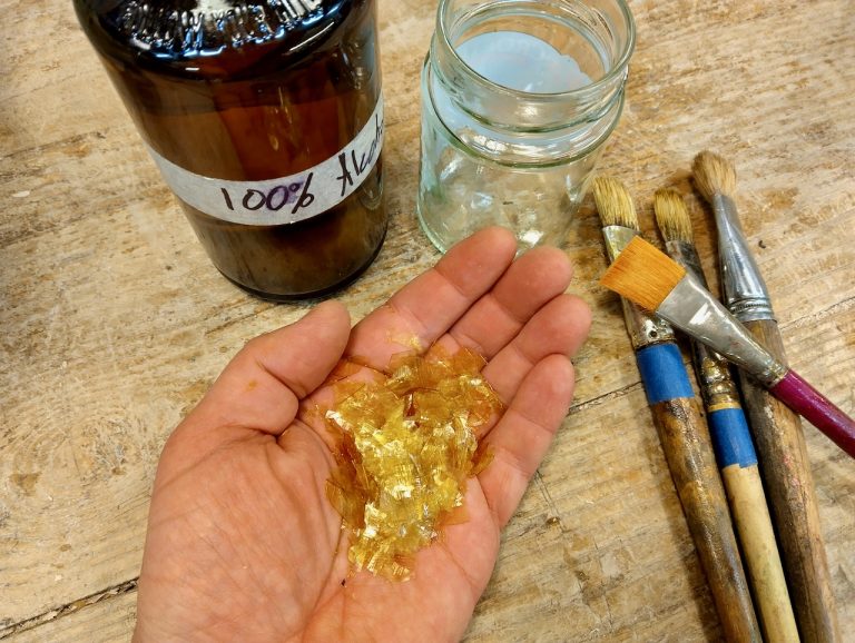 Wood Finishes for Students: Shellac | Popular Woodworking