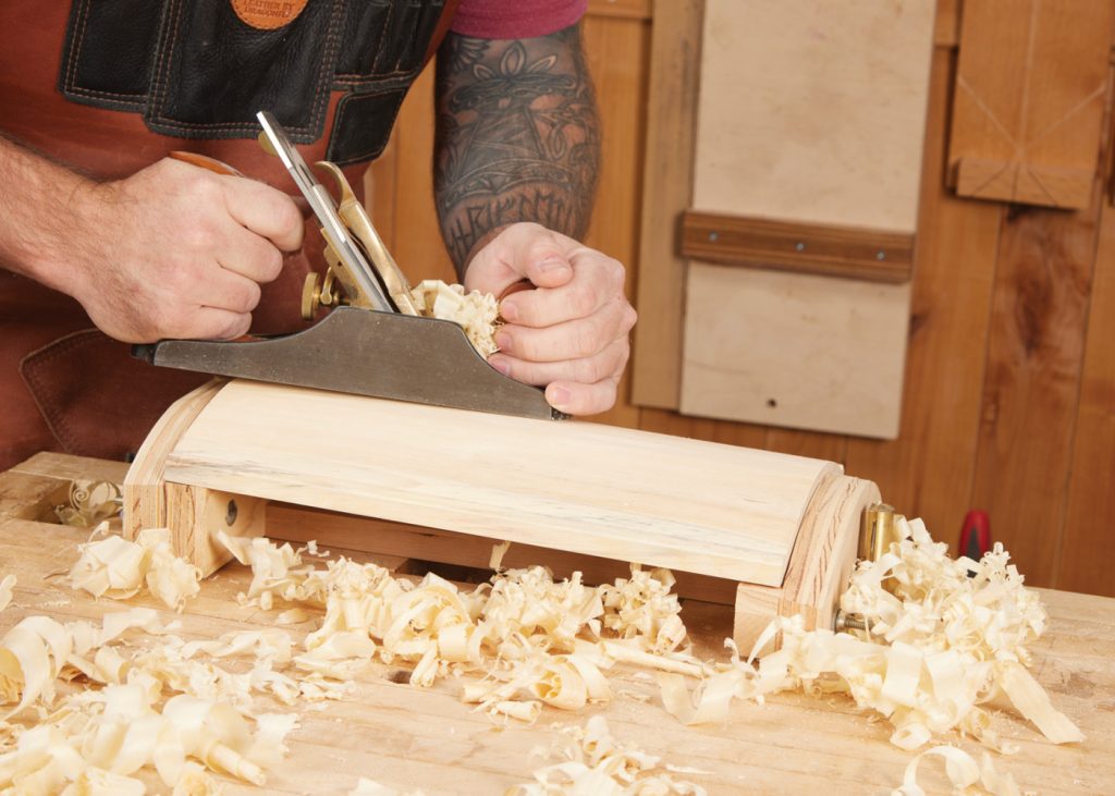 Norwegian Linen Chest | Popular Woodworking