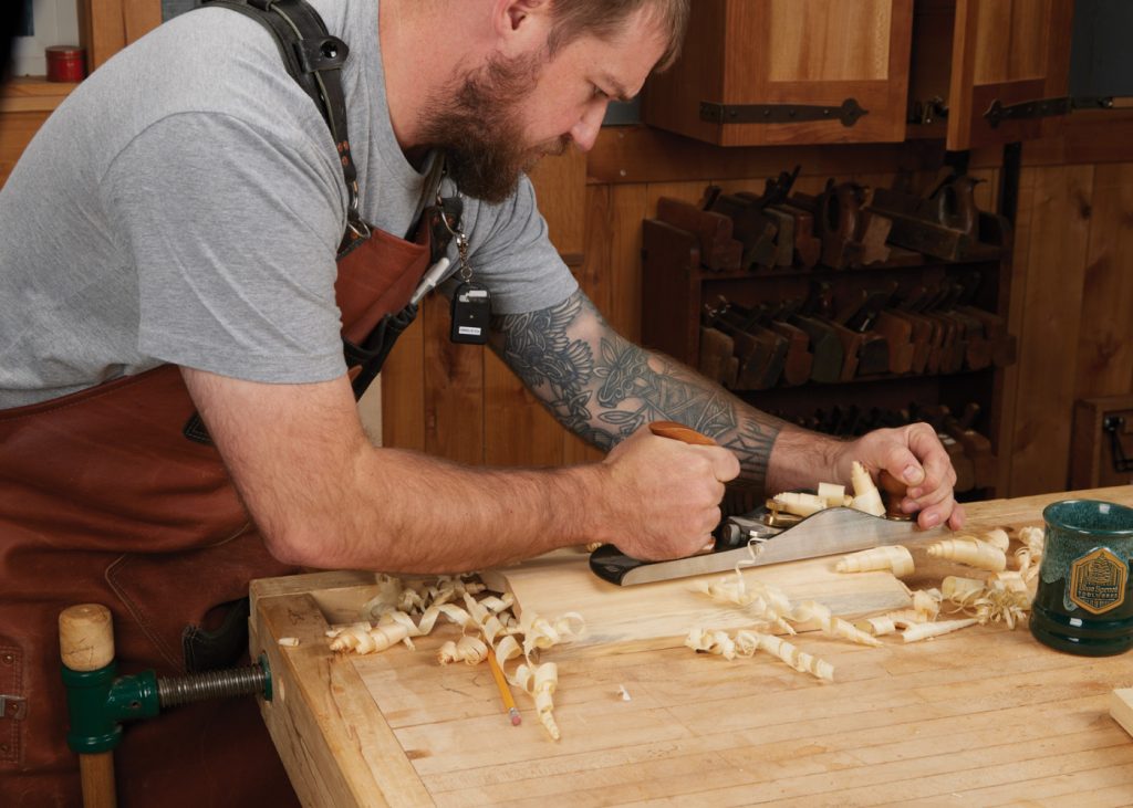 Norwegian Linen Chest | Popular Woodworking