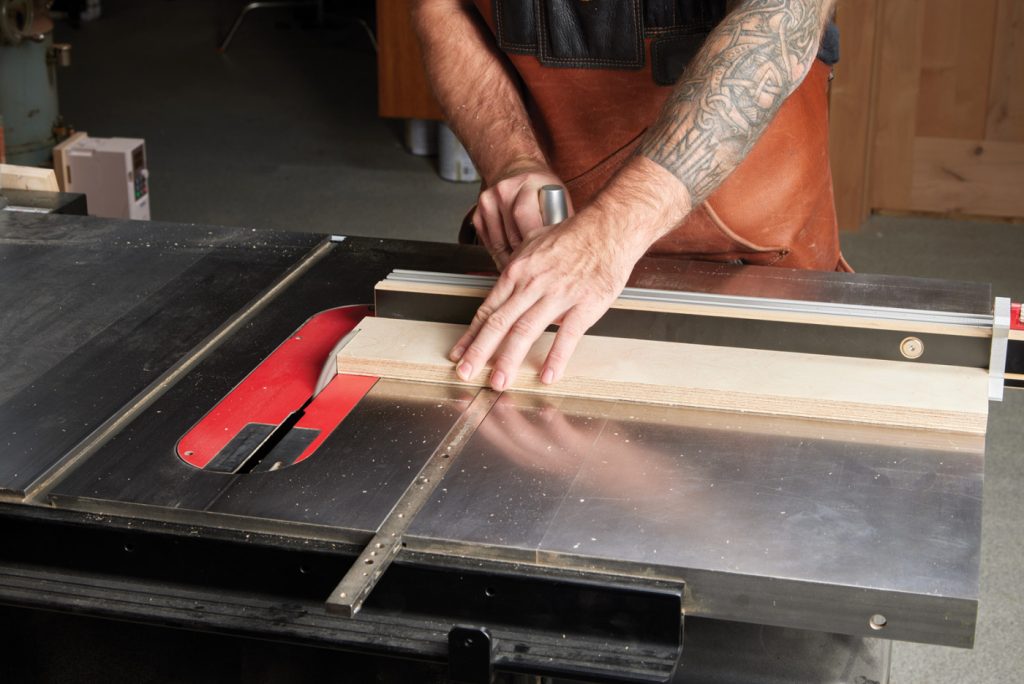 Dust Collection Fence | Popular Woodworking