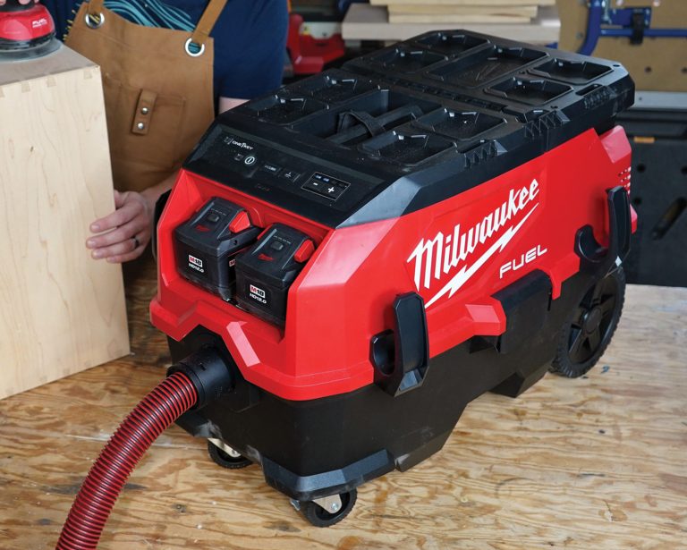 Milwaukee M18 Dust Extractor Review | Popular Woodworking