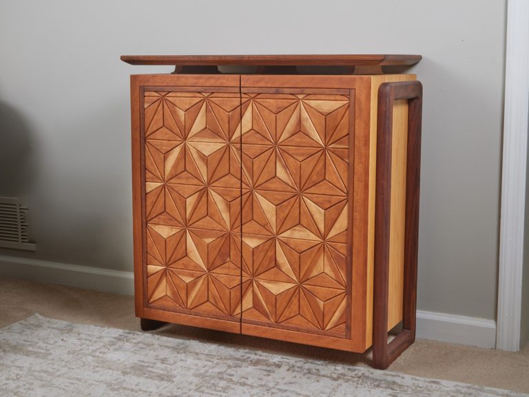 Floating Top Entry Table | Popular Woodworking