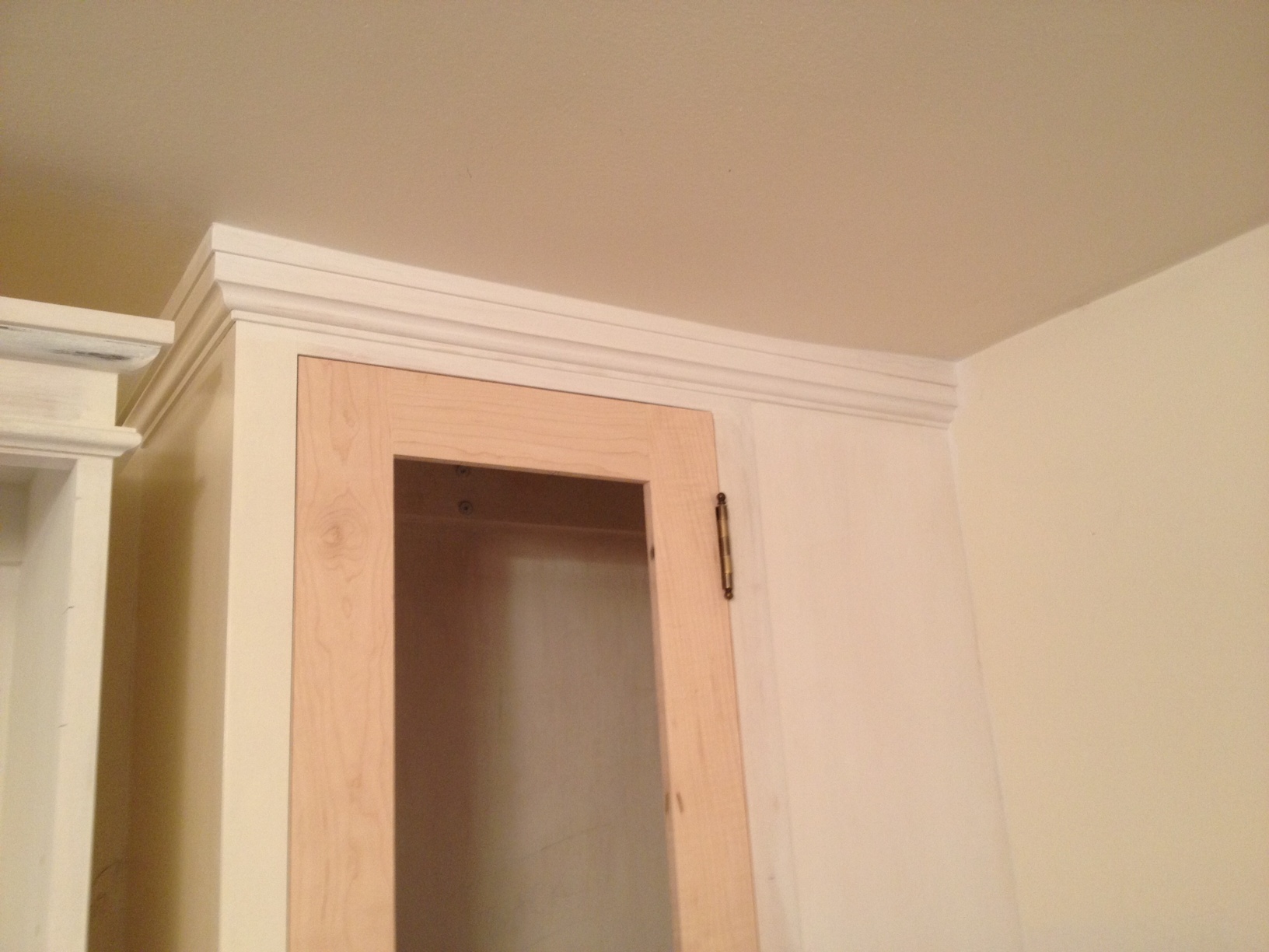 A Primer on Scribing: How to Scribe with a Shim | Popular Woodworking