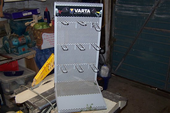 BATTERY RACK | Popular Woodworking